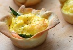 Mini quiches met gerookte zalm en groene asperges - OhMyFoodness