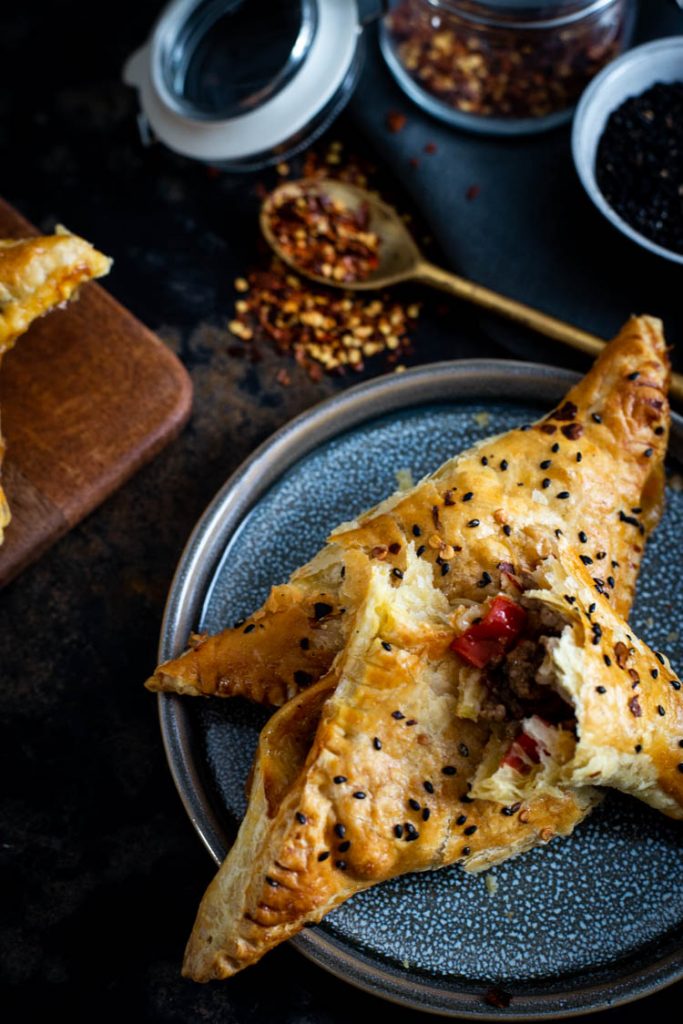 Pittige gehaktpasteitjes - OhMyFoodness