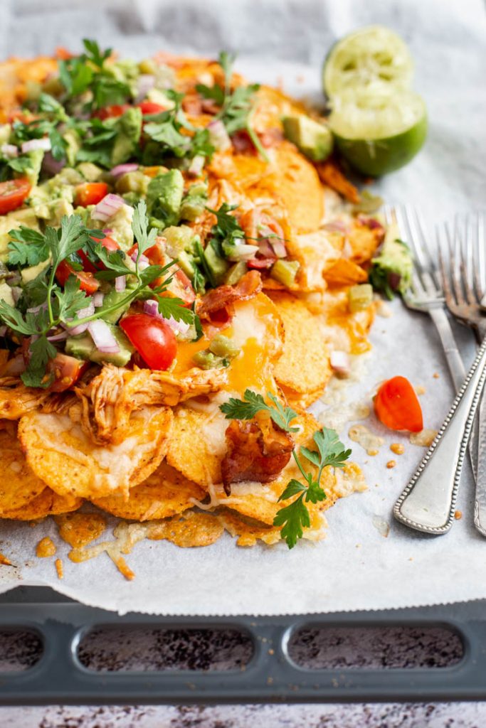 BBQ-chicken nacho's van de bakplaat - OhMyFoodness