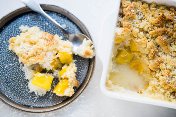 Mango sticky rice crumble - OhMyFoodness