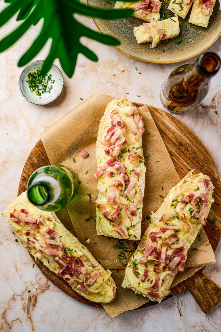 Flammkuchen recept op stokbrood (Fastfood Friday) - OhMyFoodness