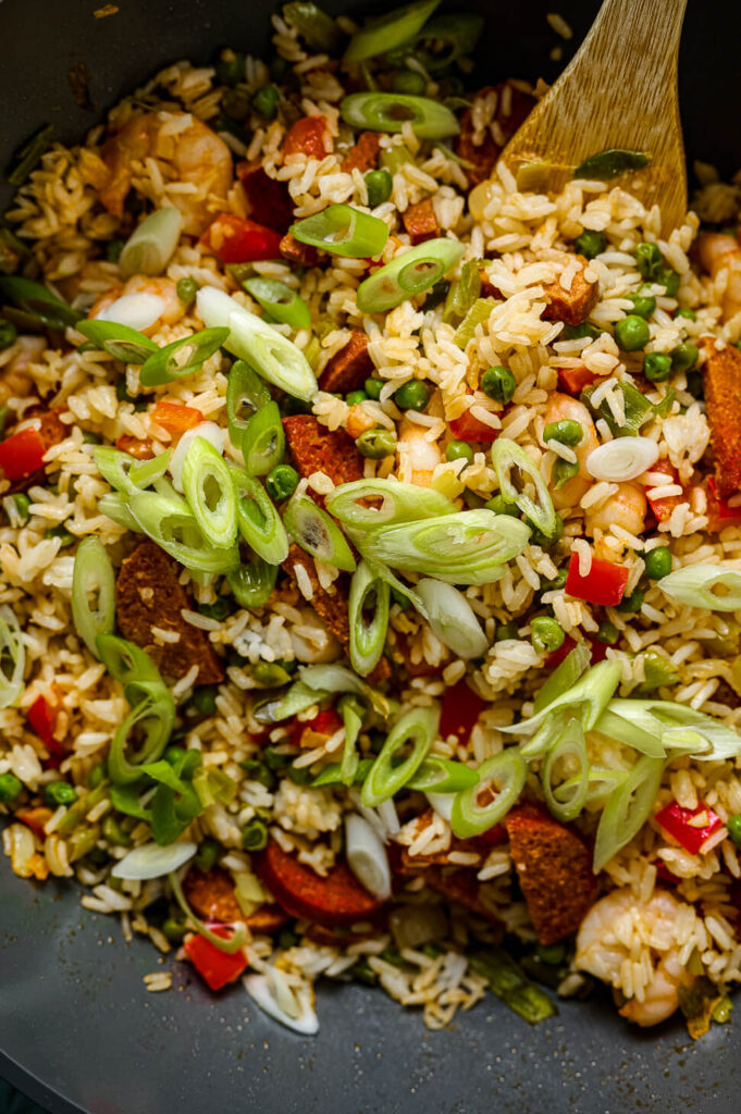 Gebakken rijst recept met garnalen en chorizo - OhMyFoodness