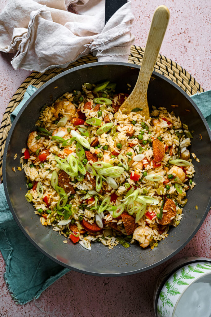 Gebakken rijst recept met garnalen en chorizo - OhMyFoodness