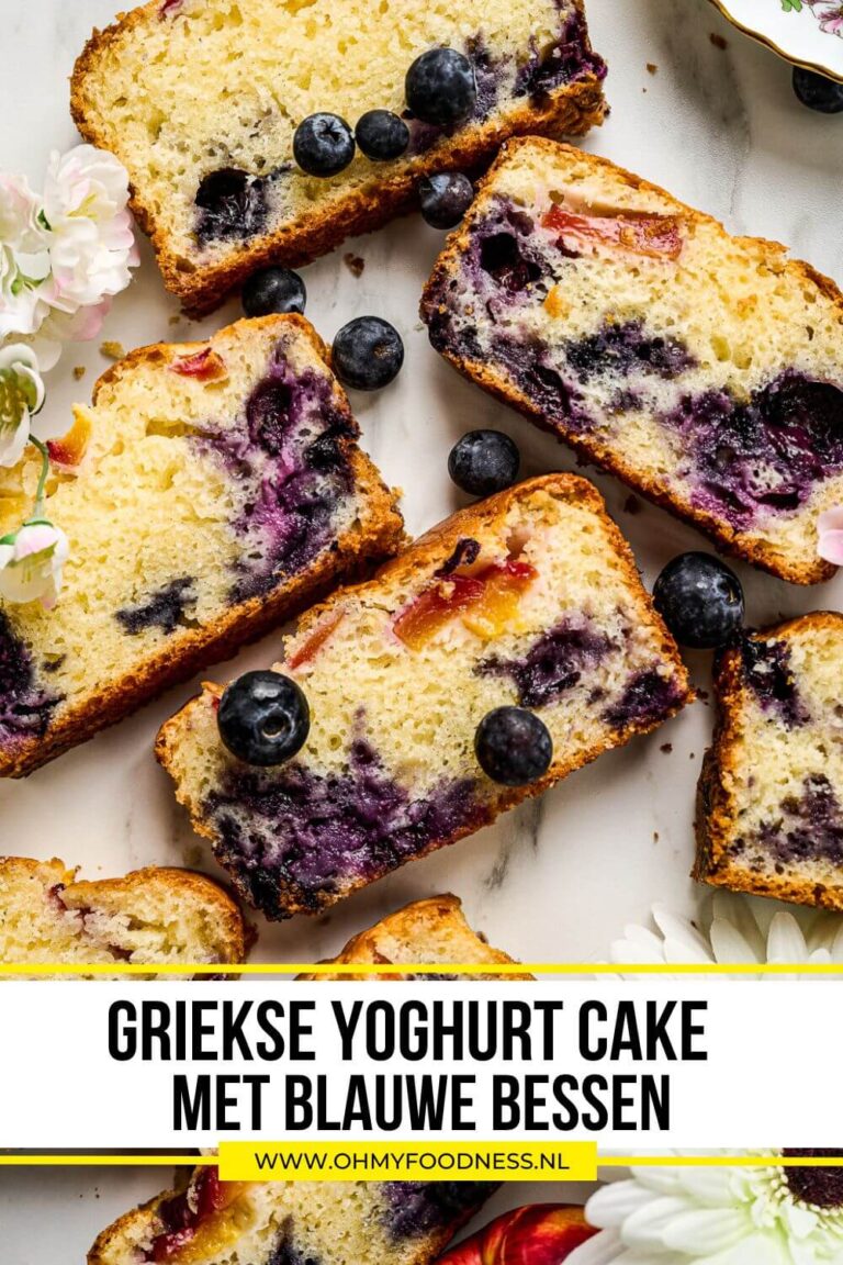 Griekse yoghurtcake met perzik & blauwe bes - OhMyFoodness