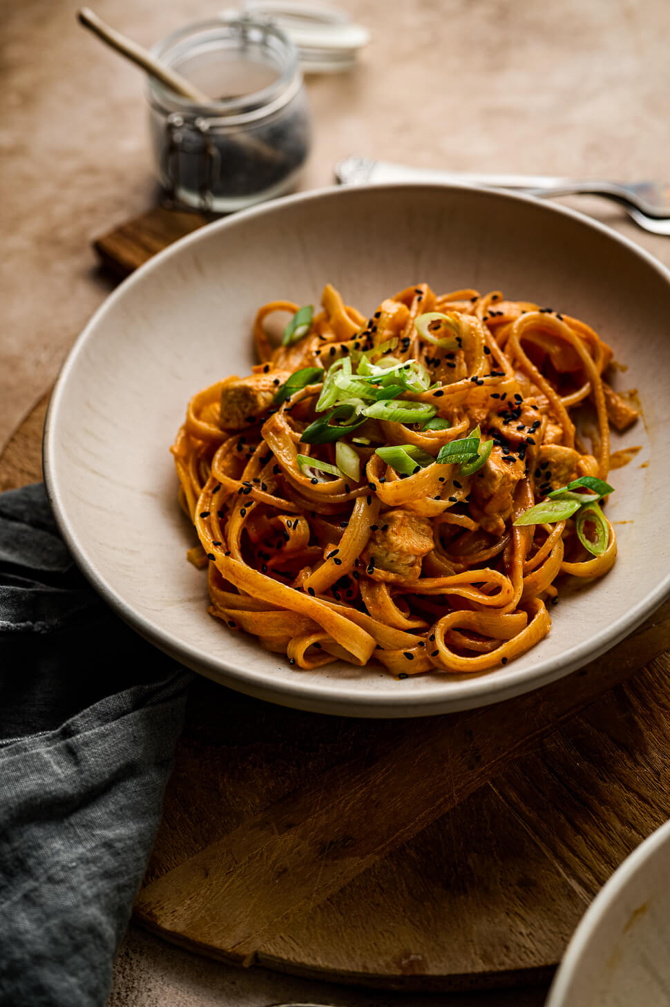 Thaise noedels met kip en rode curry - OhMyFoodness