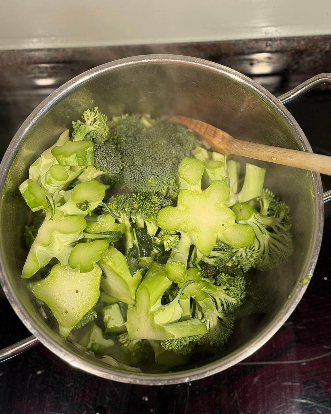 Broccolisoep - OhMyFoodness